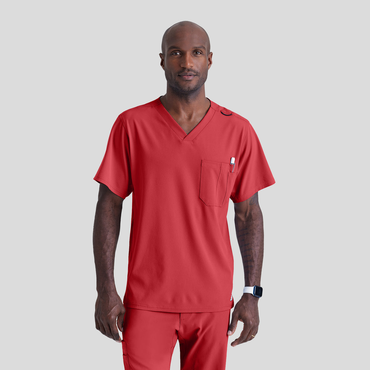 Men's Structure 1-Pocket V-Neck Scrub Top | Red – Robert's Medical Uniforms