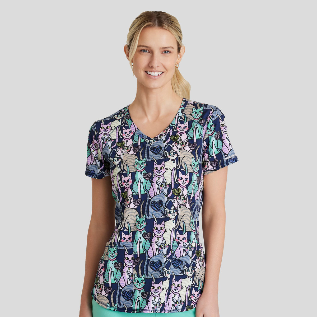 Essence Print Top | Yarn Lover – Robert's Medical Uniforms