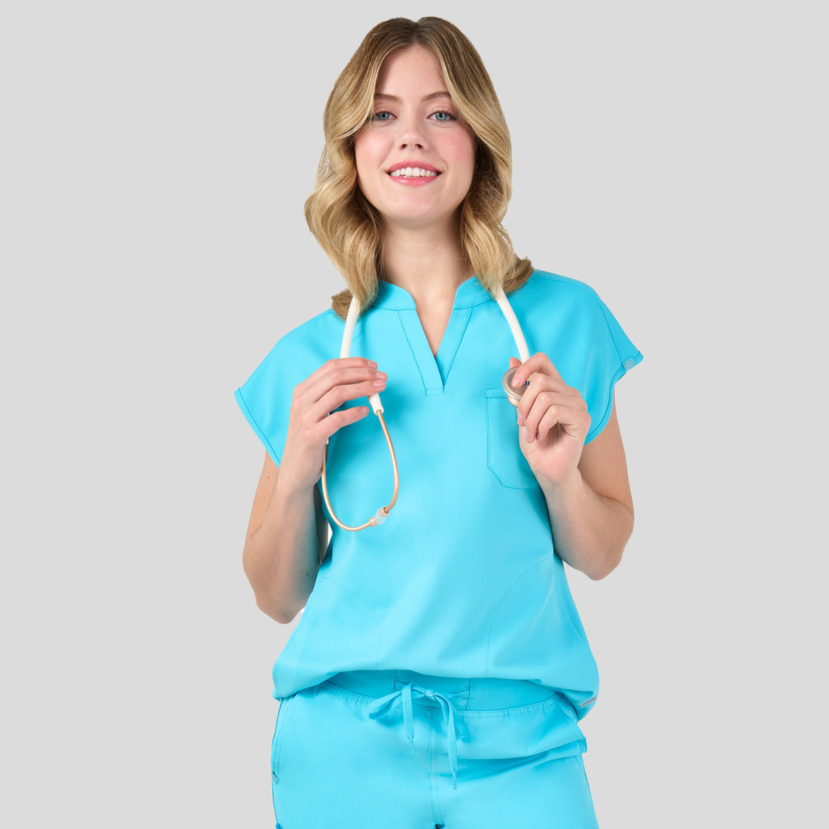 Dynamic Top | Turquoise – Robert's Medical Uniforms